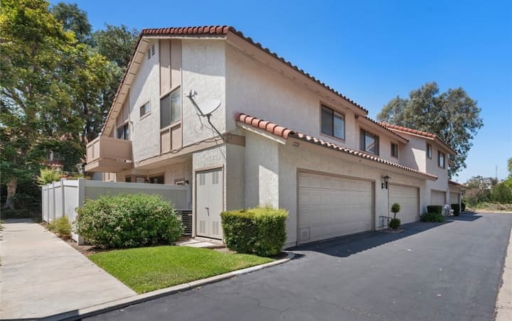 Cozy Place - Pomona, CA