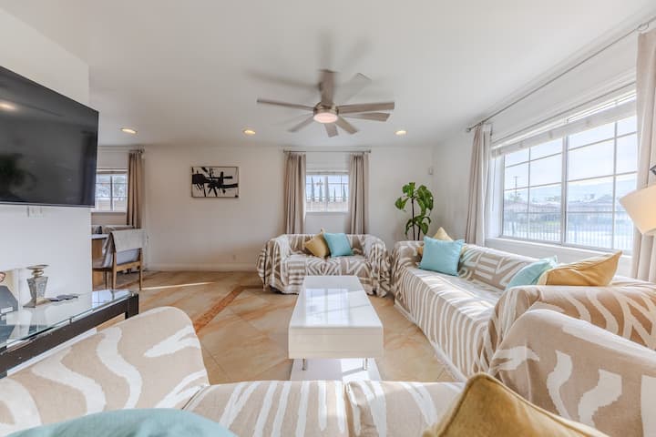 Rowland Heights Family Retreat · 3br Home - La Puente, CA