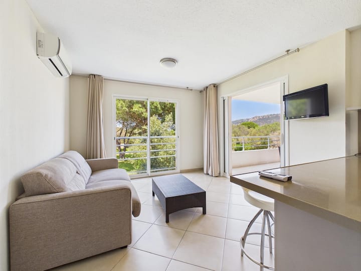 Salina-bay Residence, 2 Bedroom Apartment - Corsica
