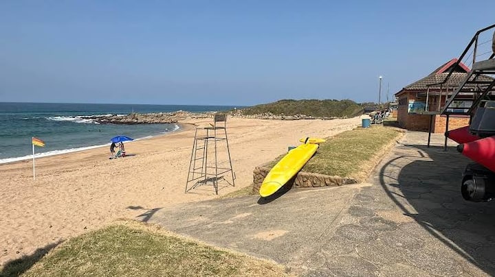 Coastal Comfort Home | 10-min Walk To Beach - Hibberdene