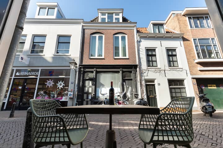 Beautiful 'Tiny House' In Utrecht City Center - Nieuwegein