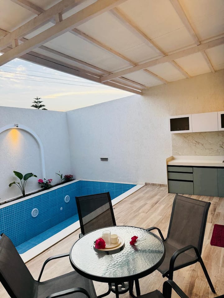 Private Suite With Private Pool - Wai