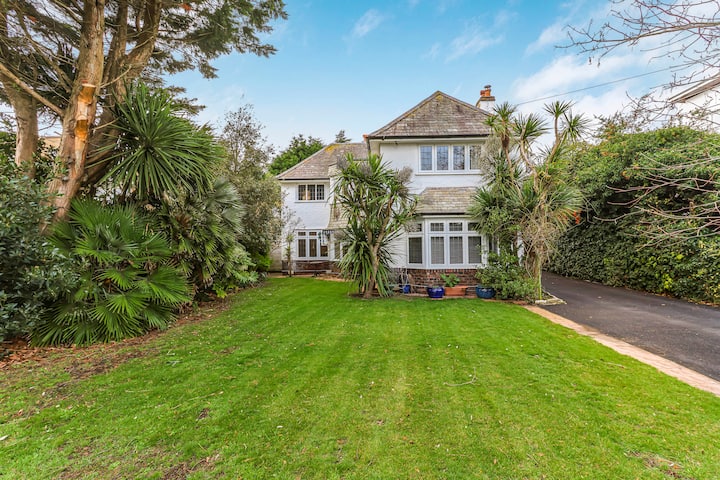 “Sobo House” Beach Front-pet Friendly - Bournemouth