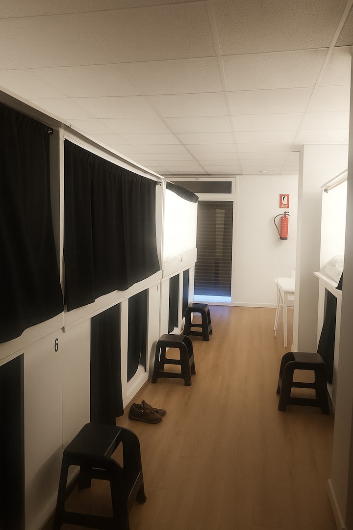 Cozy Nook Hostel & Stay - Valencia