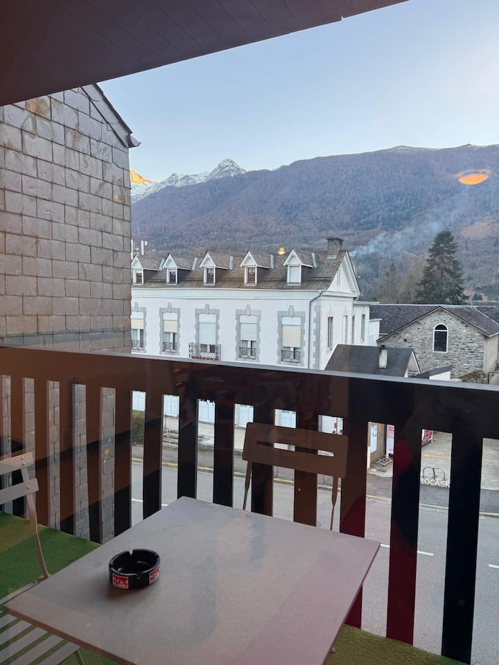 Base Idéale Pyrénées & Espagne – 6 Places à Laruns - Eaux-Bonnes