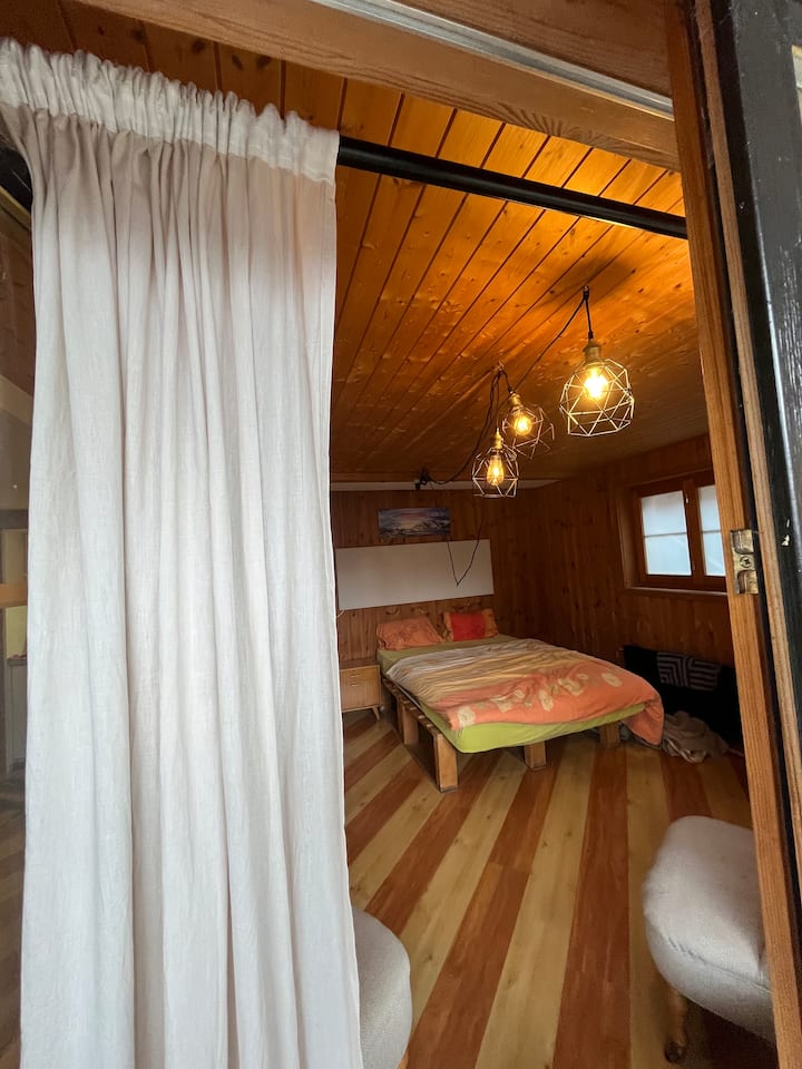 Bnb Berghof-zimmer Nur Mit Seilbahn Erreichbar - Kanton Uri