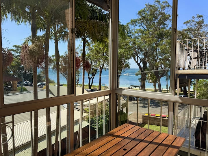 Dutchies Beachside Lookout - 50m To The Beach - Nelson Bay