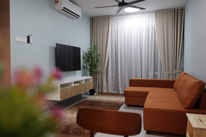 Nuha Modern Suite @Seri Serindit, Melaka 10-12pax - Malacca