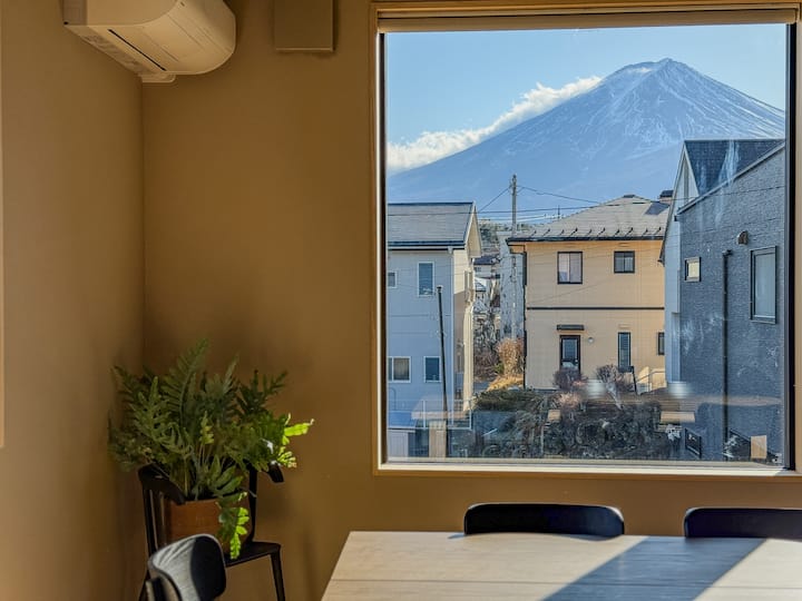4ldk|最大16名宿泊可能|浴室とシャワールーム完備|トイレ2つ|河口湖駅徒歩13分|ev充電有 - Monte Fuji