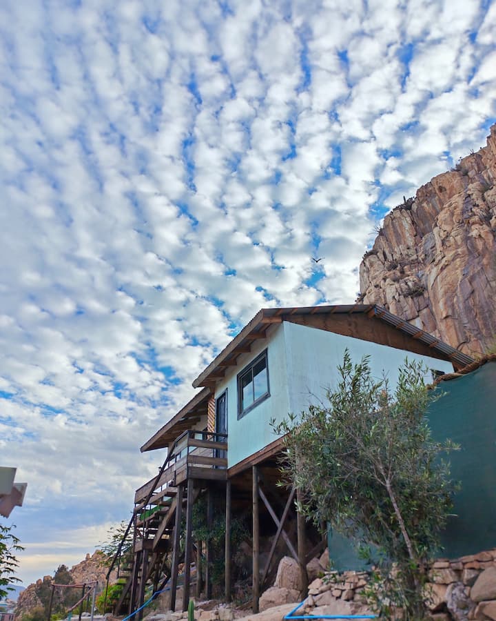 Descanso Entre Rocas - Coquimbo, Chile