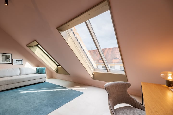 Hotel Miano Limehome |Comfort Queen Room +Sofa Bed - München