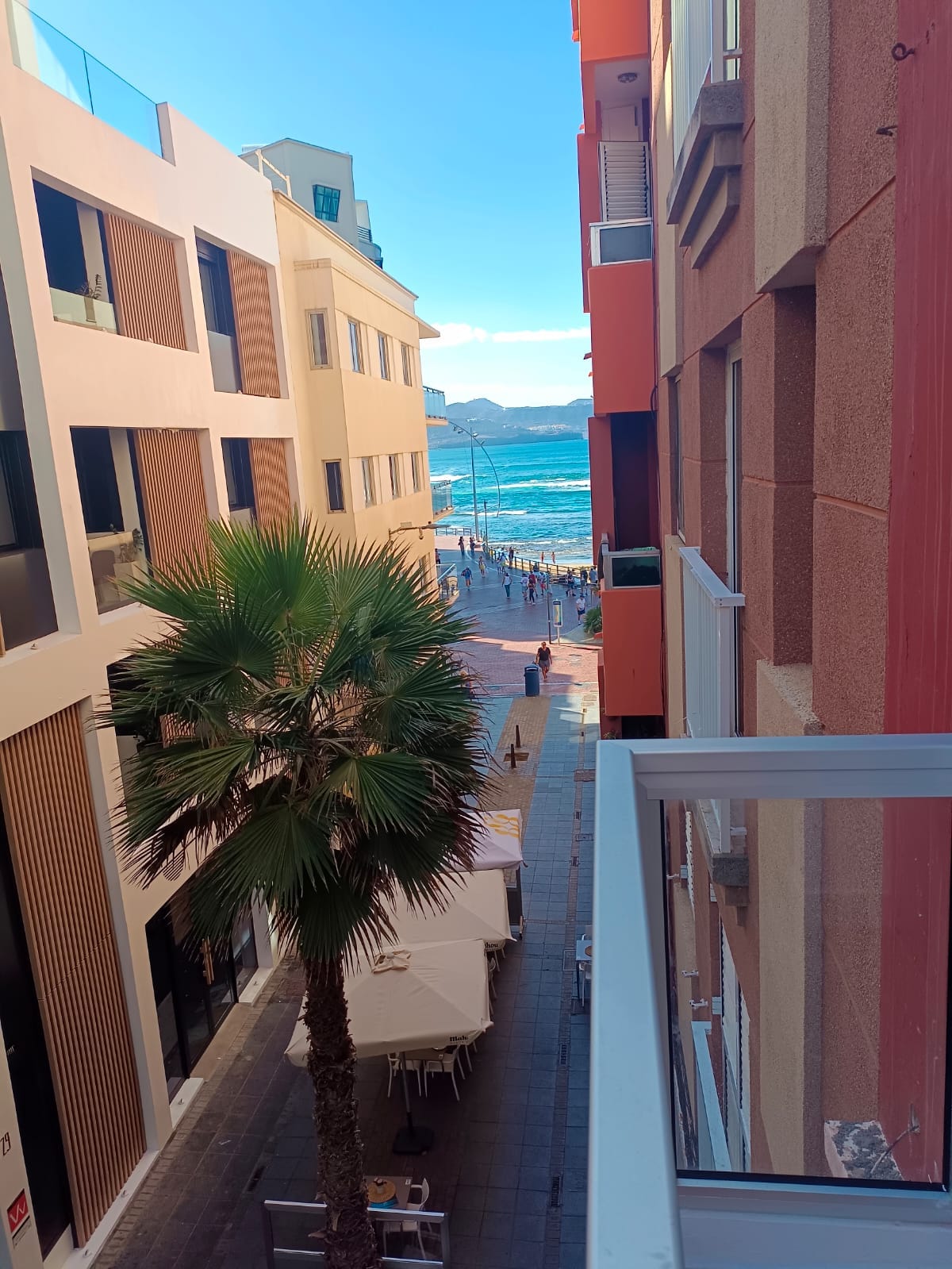 Piso junto a Las Canteras terraza espectacular - Departamentos en renta ...