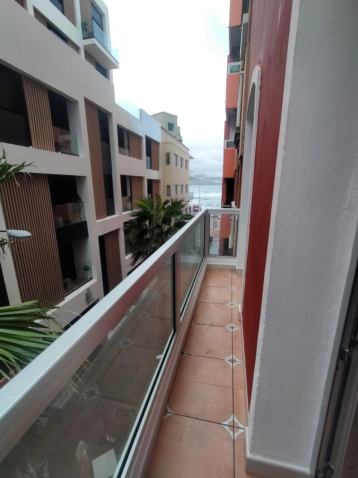 Piso junto a Las Canteras terraza espectacular - Departamentos en renta ...