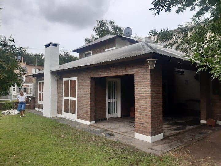 Casa En Balneario Laguna De Gomez - Junín, Francia