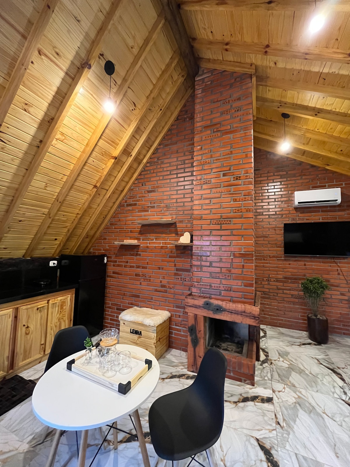 Cabana Brut - Cabanes à louer à Farroupilha, Rio Grande do Sul, Brésil ...