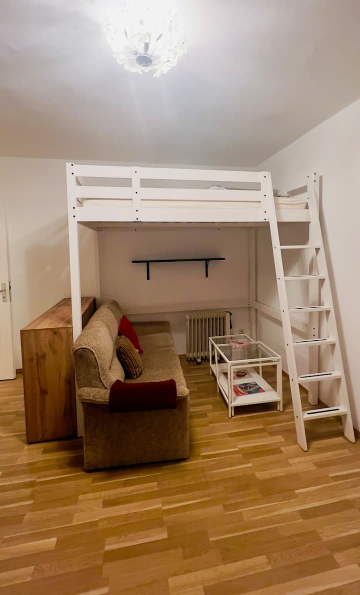 Cozy 1 Studio Apartment 15’ Away From City Center - Munich