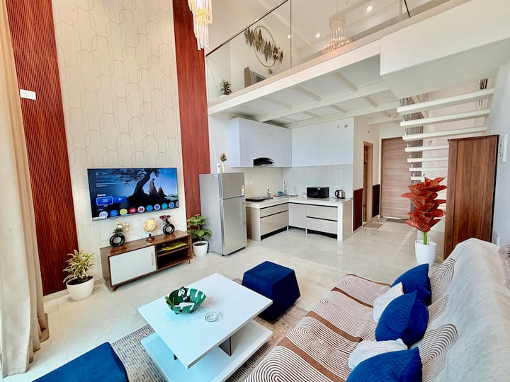 Cloud 10- Luxe Duplex Studio - Manesar