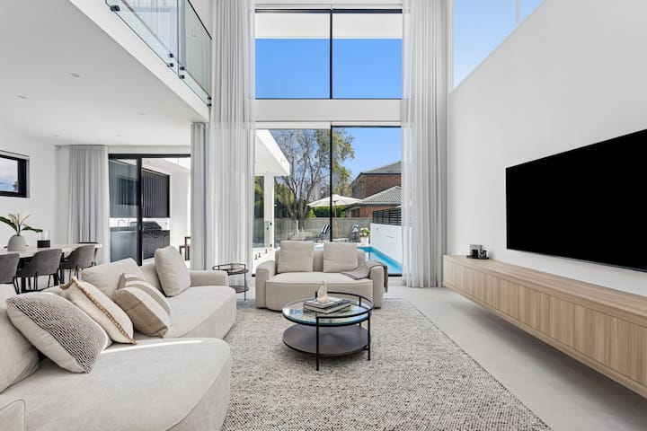 Modern Getaway Home In Sans Souci - Sydney