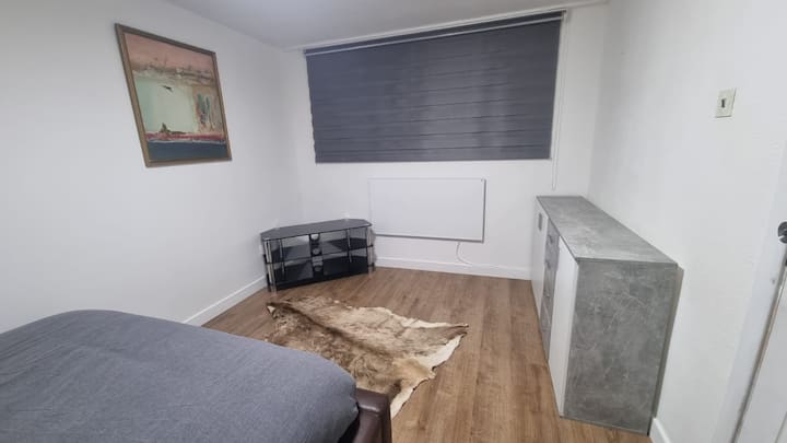 Spacious Dbl Bedroom In Newly Renovated House - Linlithgow