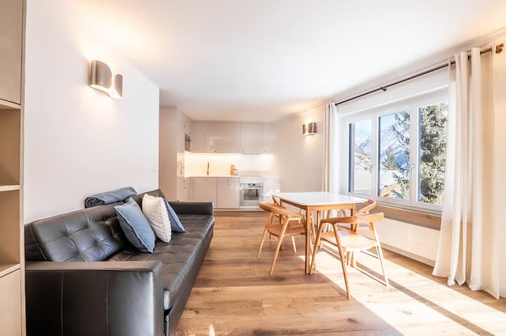 Central Chic: Brand New, Spacious, Panoramic View - ツェルマット