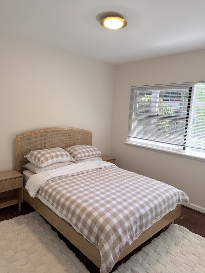 Applecross Apartment – Walk To Village & River - Nedlands