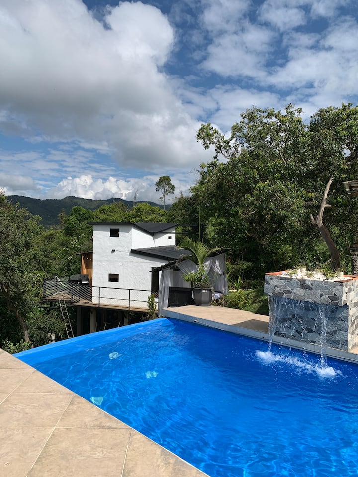 Minicasa Con Piscina
Tiny Hause Rural 4 Personas) - Puente Nacional