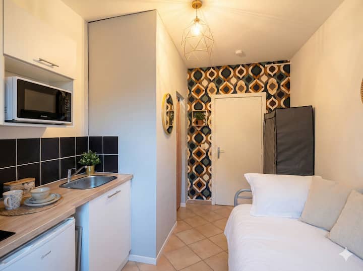 Studio Cosy, Lumineux & Idéalement Situé - Brussels