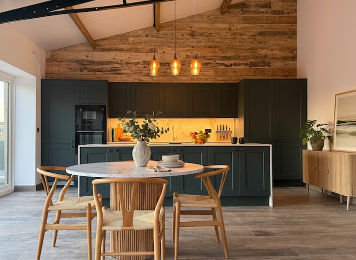 Luxury Dartmoor Barn Hot Tub & Sauna Dog Friendly - Ivybridge