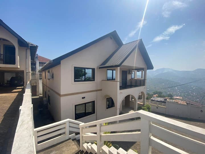 Modern 5bedroom Duplex Self House At Hill Station. - Freetown
