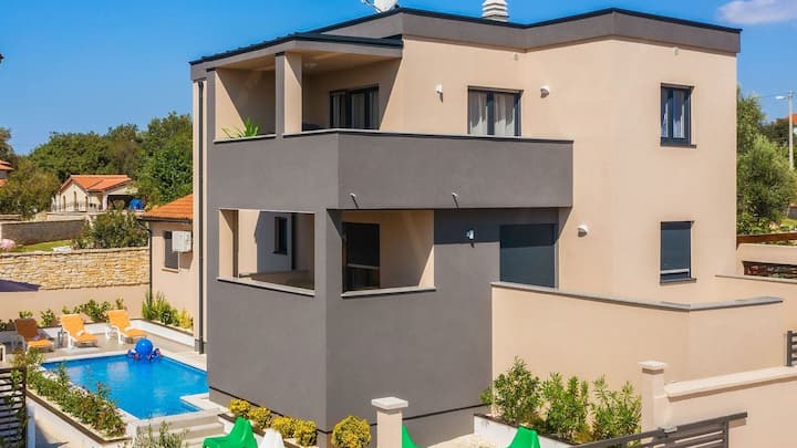 Villa Noemi-ližnjan By Villas Guide - Ližnjan