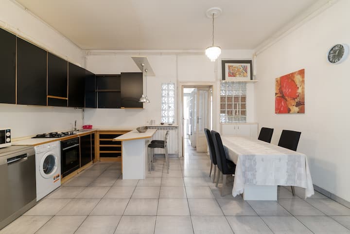Guesthost - Cozy Apartment Near Mm1 - Milan