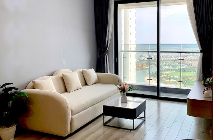 Towe E2 Masteri Central Point 2br/2wc  River View - Vietnam