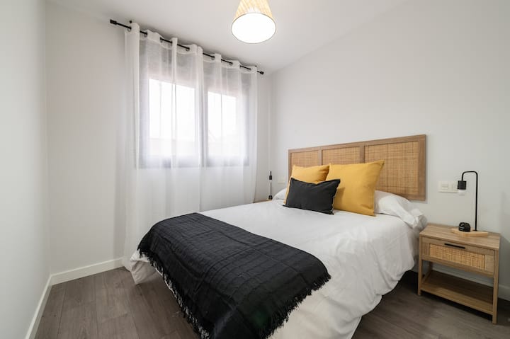 Accommodation For 6 Guests In Getafe, Madrid - Pinto