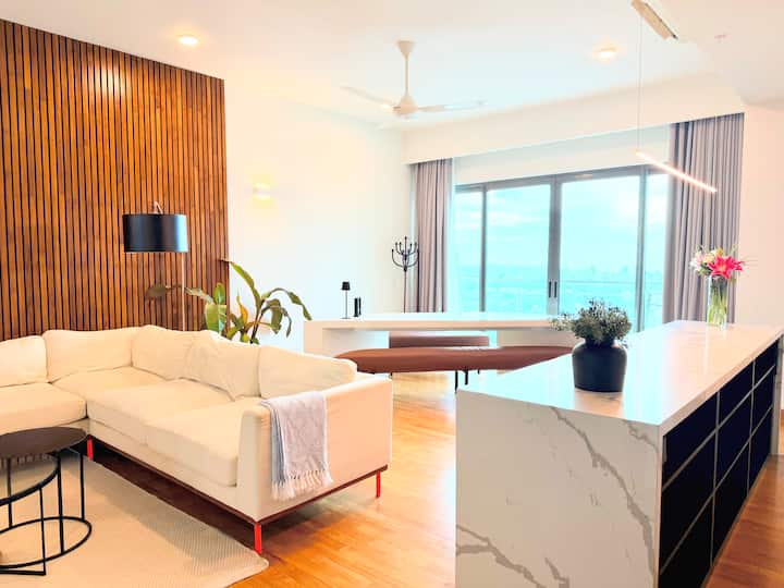 High-floor Large Luxury Apartment At Luna Colombo - Colombo