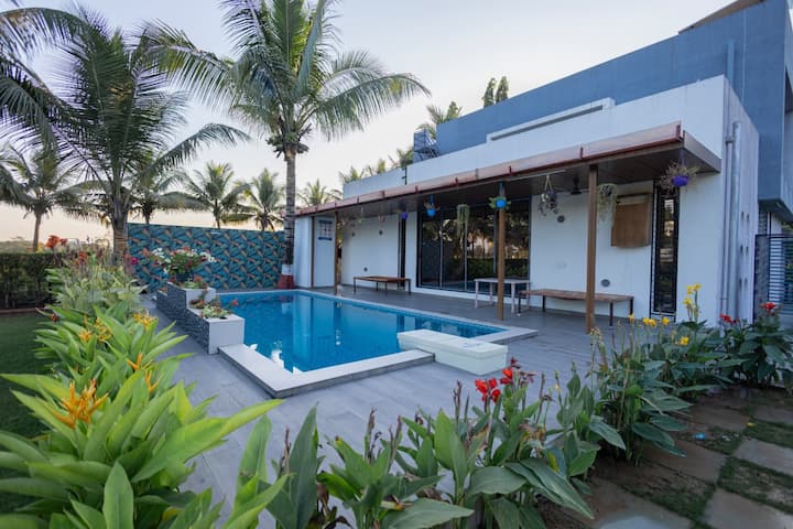 White Mansion Private Luxary Villa By Farmville - Bardoli