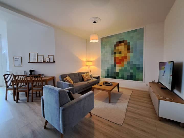 Livora Vincent | Art Design Apartment Mit Balkon - Wilhelmshaven