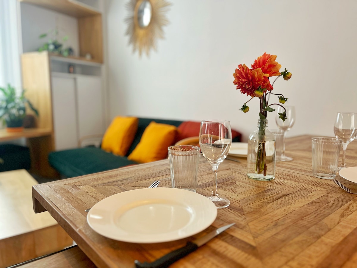 Obelisk Suite - 5 people - 24-hour check-in - Wi-Fi - Flats for Rent in ...