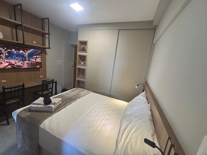 Novíssimo Apê, Primenetflix, Lavanderia, Coworking - Barbacena