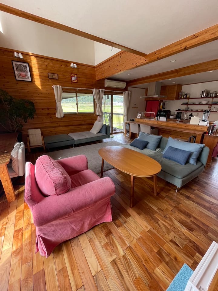 Home — 湯沢・南魚沼で過ごす、山とスキーの休日 - Tokamachi