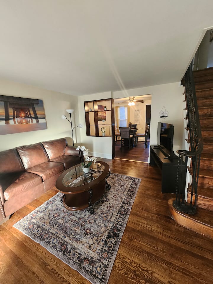 Lansdowne Gem - Bryn Mawr, PA