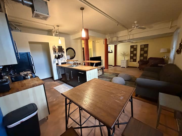 Value Downtown Loft 4 - Billings, MT