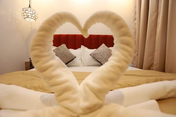 Golden Grove Studio In Hiranandani Estate - Thane