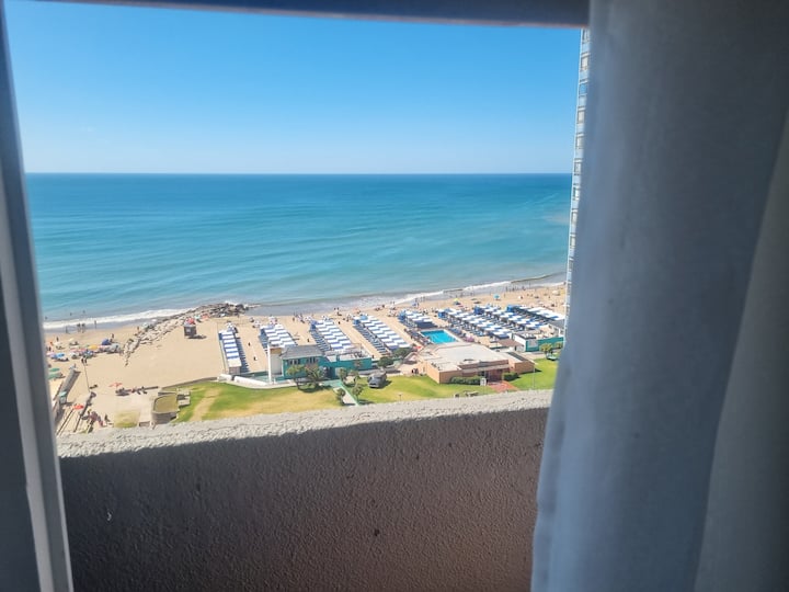 Frente Al Mar. Ubicación Privilegiada. - Miramar