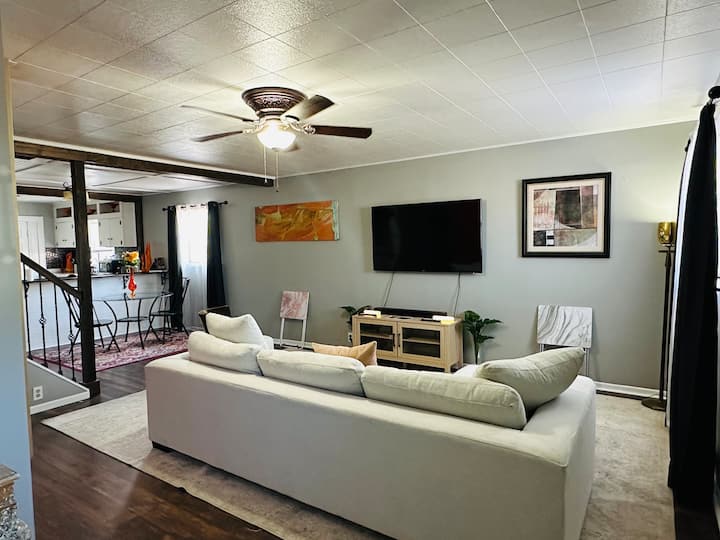 Casa Blanca : Near Acu/hsu/hendrick North - Abilene, TX