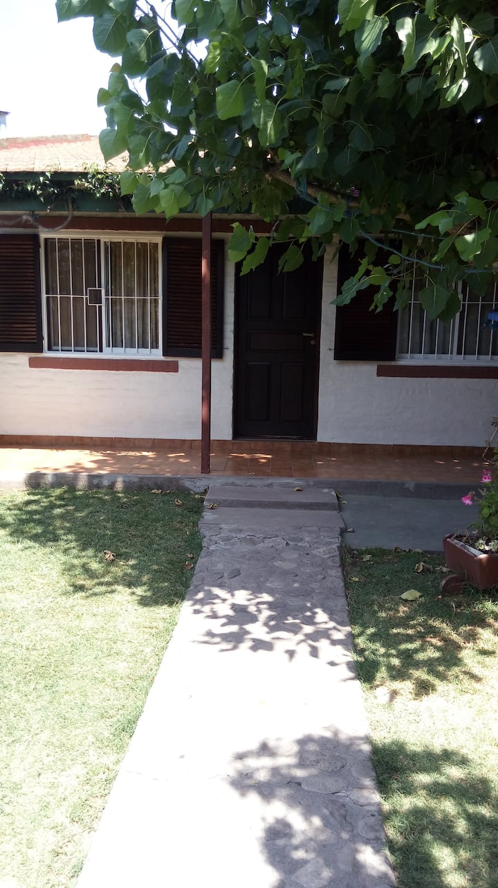 Casa Sil Alquiler Para 6 Personas Playa Necochea! - Necochea