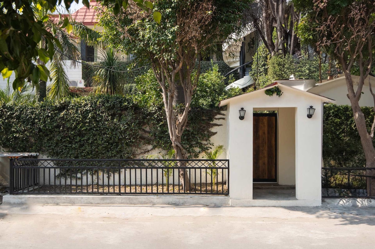 Fiddle Leaf Home - Condominiums for Rent in Amritsar, Punjab, India ...