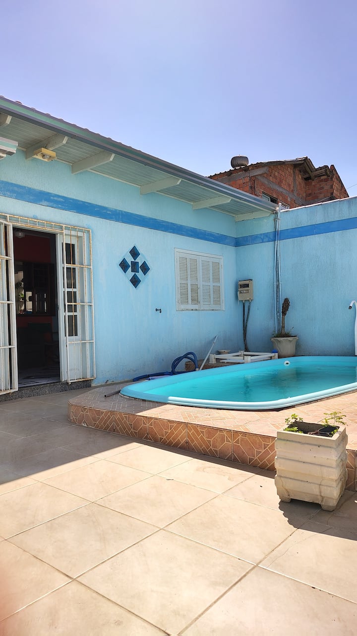 A Minha Casa é Com Piscina Privada - Torres, Brasil