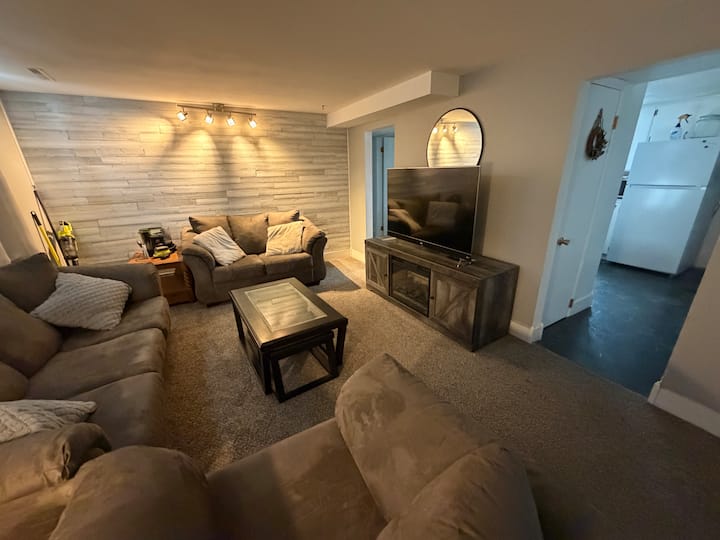 Basement 2 Bedroom With Laundry! - Oasis, Billings