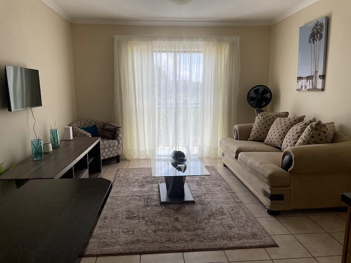 Comfortable Escape-self Check-in-24hrs Security - Tyger Valley