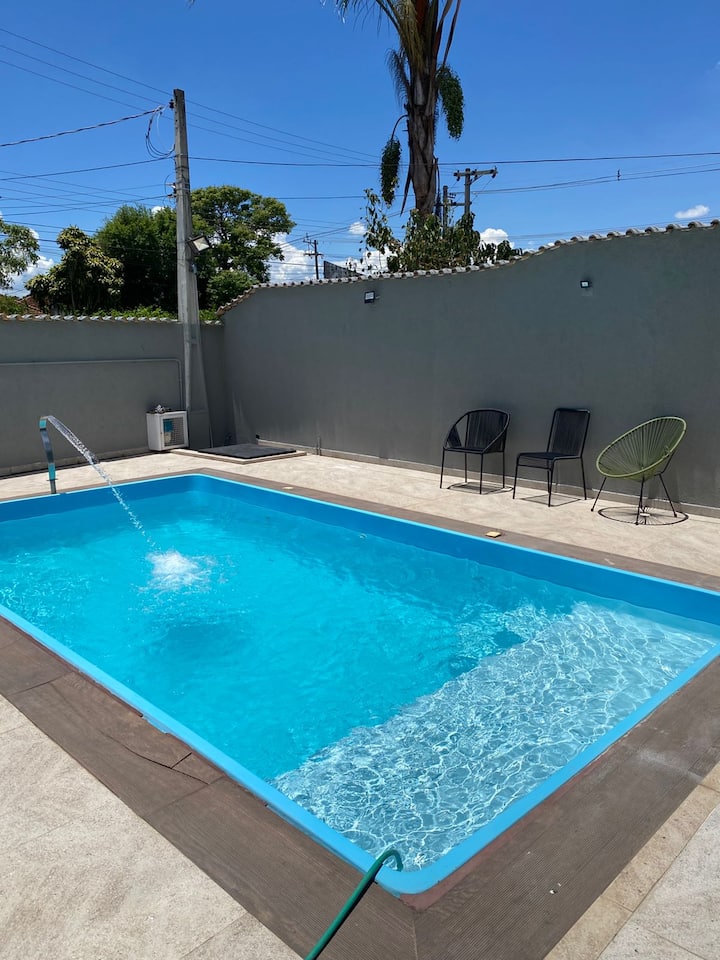 Casa Inteira Com Piscina - Pindamonhangaba